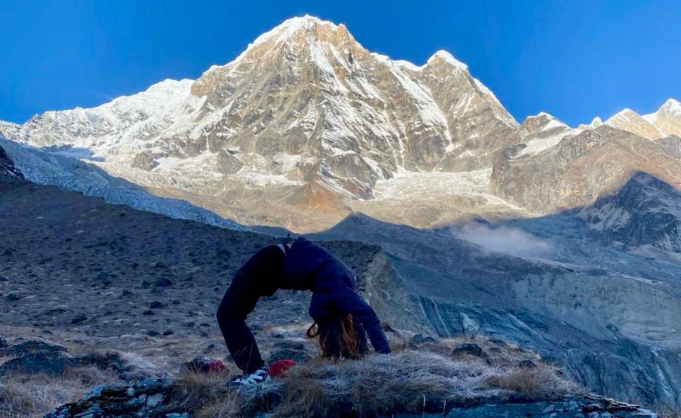 7 Yoga Practices to Cool Your Body and Mind This Summer - Mokshya Yoga ...